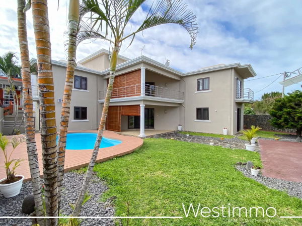 Vente CALODYNE Grande Villa familiale studio jardin piscine vue mer